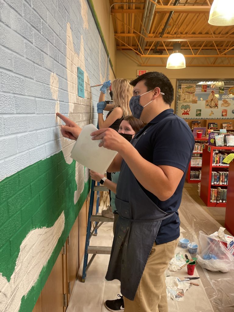 Elementary Library Mural – Fort Calhoun Community Schools