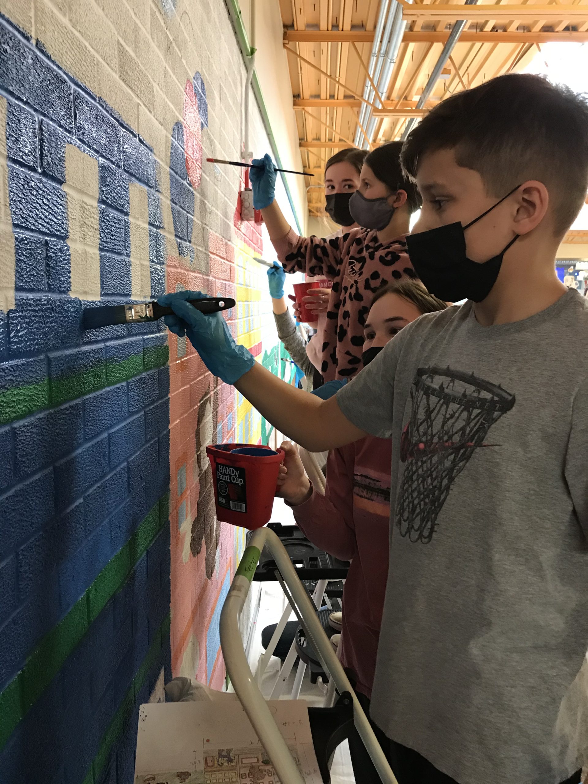 Elementary Library Mural – Fort Calhoun Community Schools