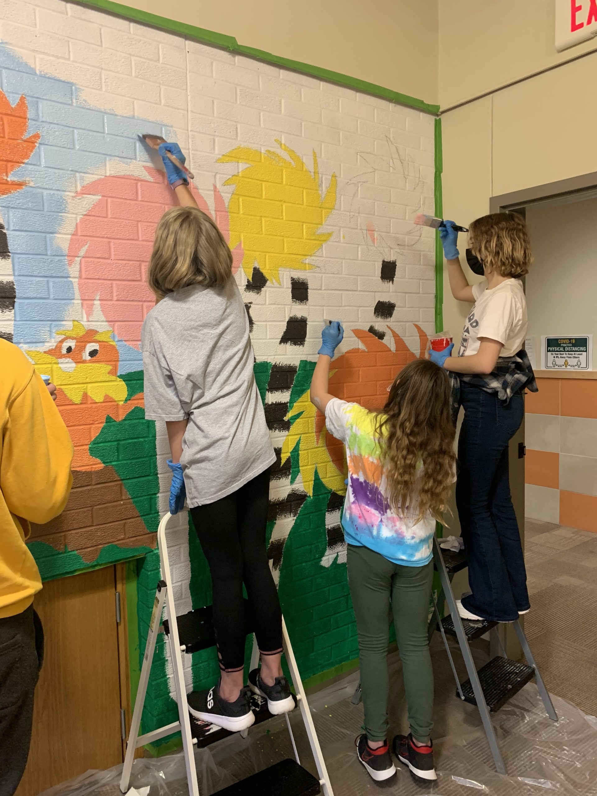 Elementary Library Mural – Fort Calhoun Community Schools